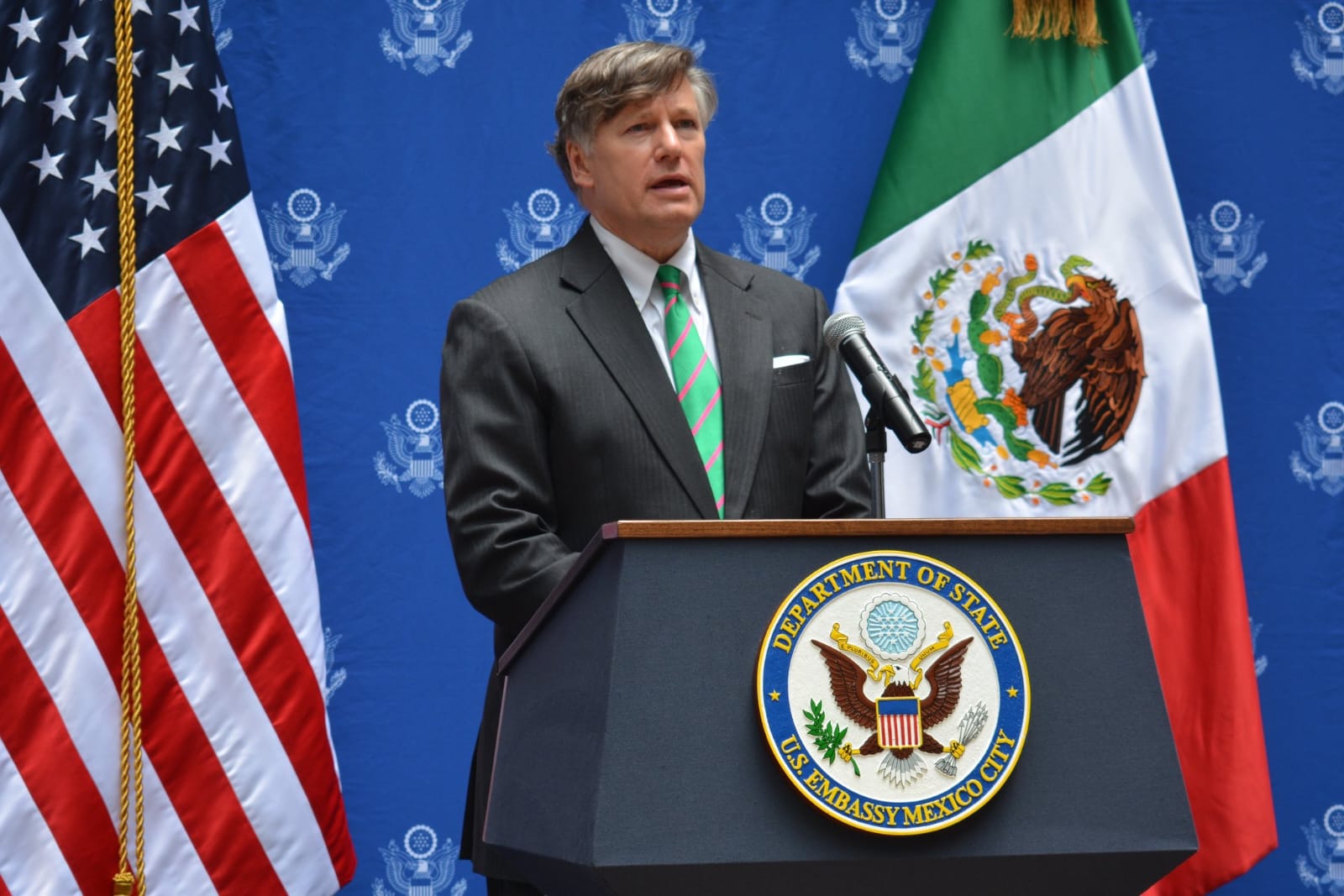 Landau amenaza con negar visas por comentarios sobre asesinato de ...